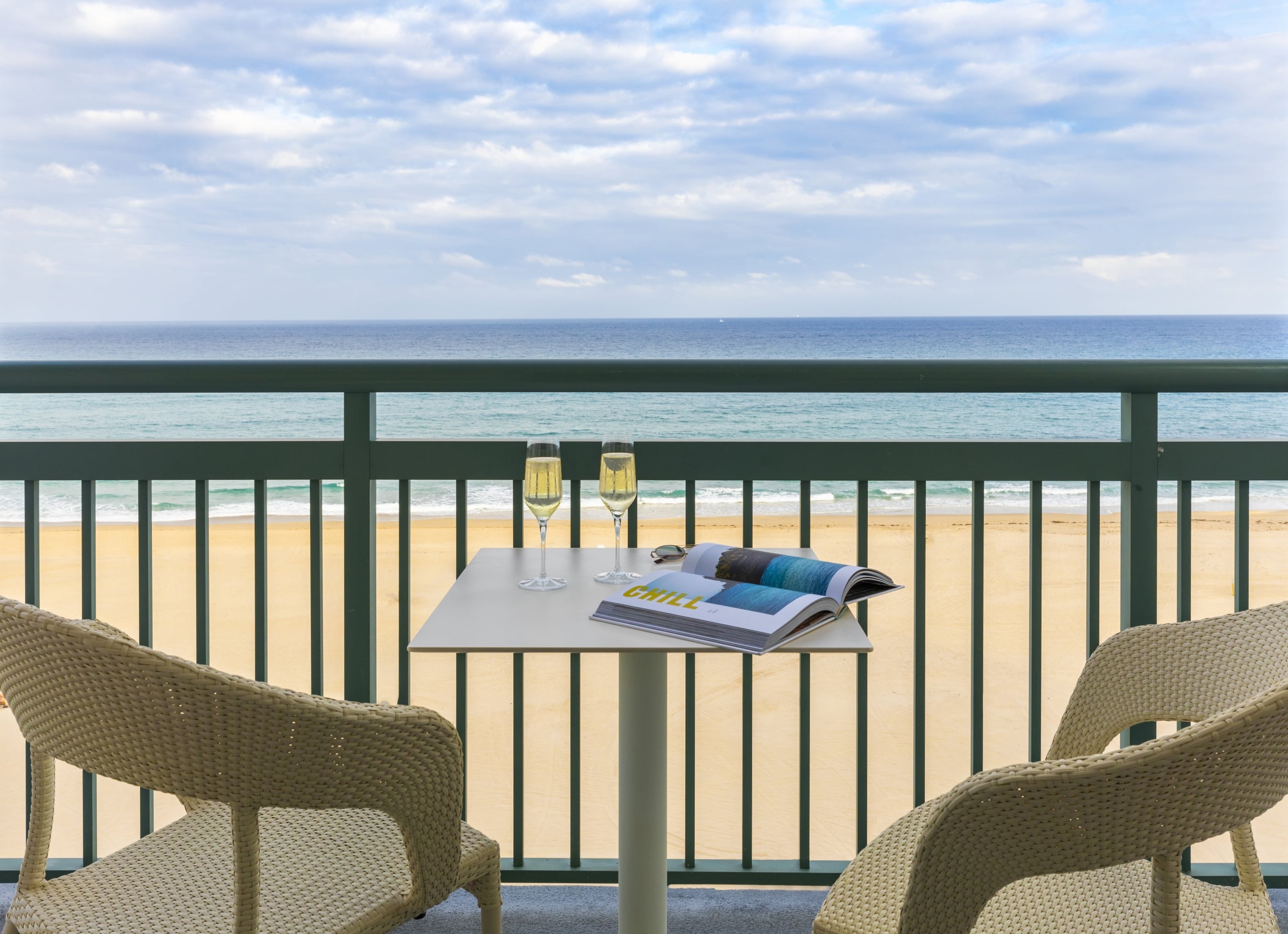 Singer Island Restaurants - The Singer Oceanfront Resort